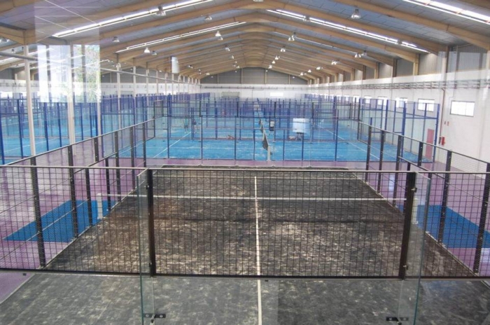 Pistas de Pádel Mega Pádel Indoor - Pádel en Arganda del Rey | Padelen